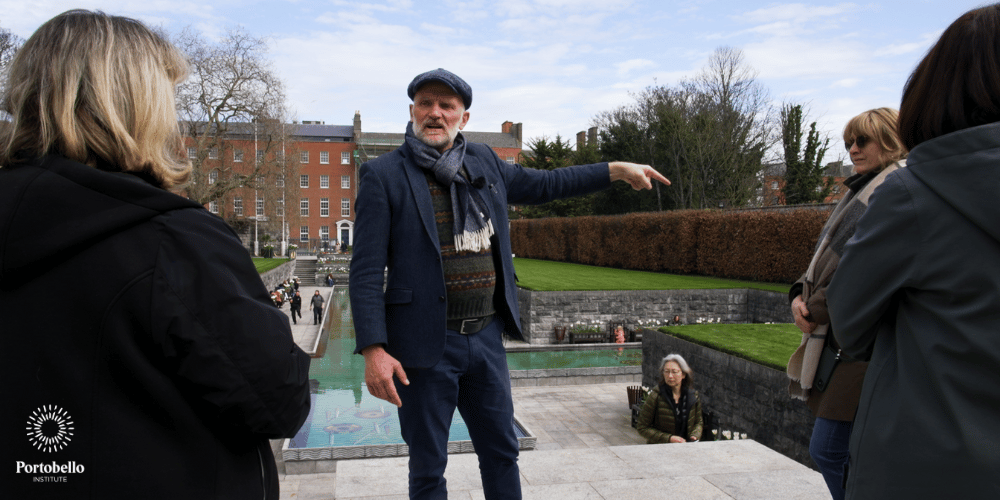What are the duties and responsibilities of a Tour Guide?
